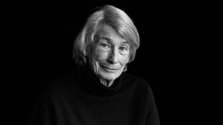 Our Oneness with Nature: The Wondrous Poetry of Mary Oliver - Hollywood ...