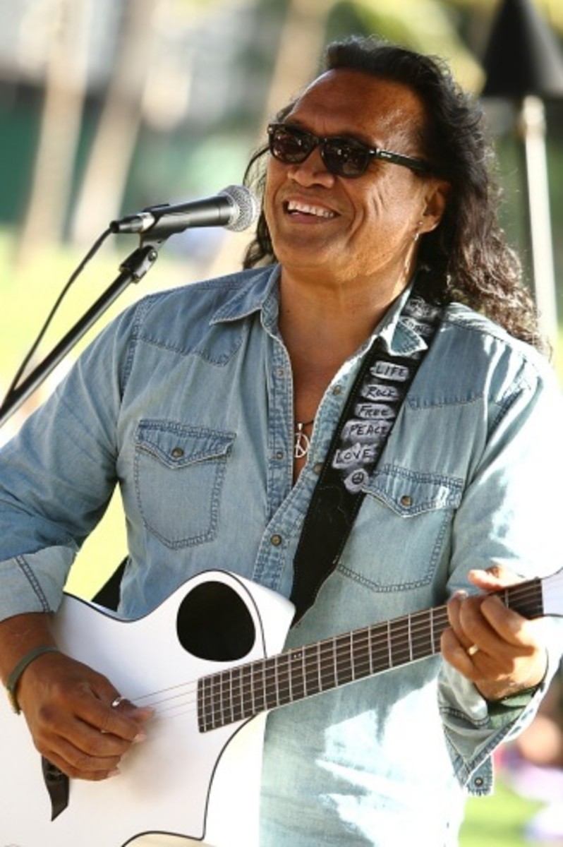 Song of the Islands: Santa Monica Goes Hawaiian - Hollywood Progressive