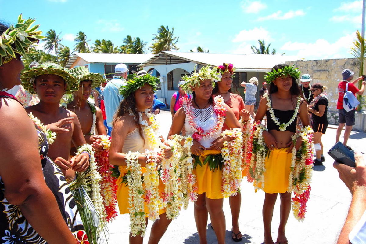 From Alcatraz to Pitcairn: Amanu Atoll, South Seas Serenity - Hollywood ...